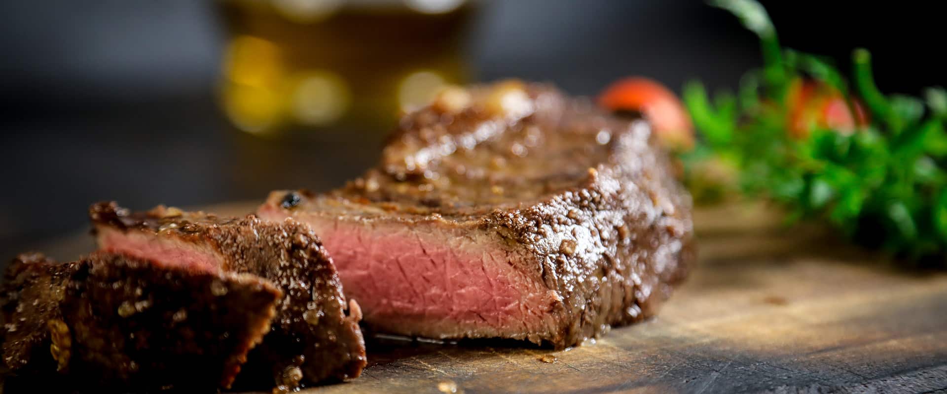5 steps to cook the perfect steak | sa move The RAA Magazine