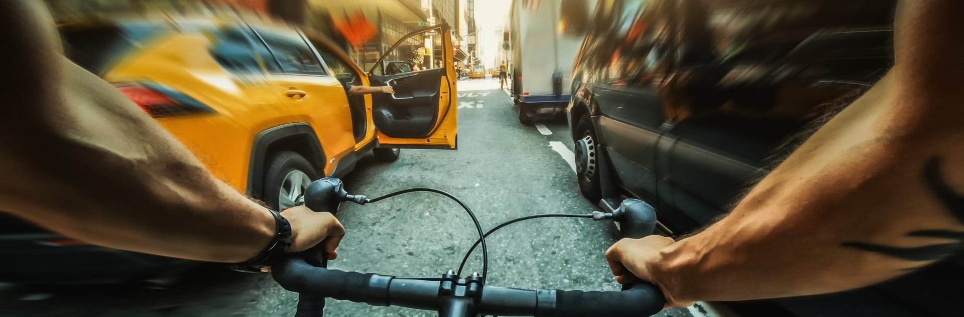 Tackling the dangers of dooring | samotor The RAA Magazine