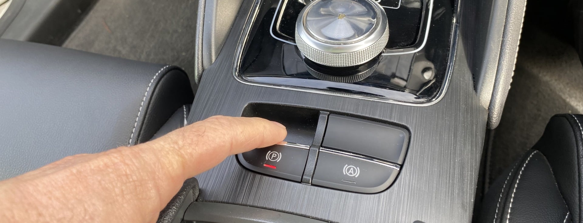 What’s up with electronic parking brakes? | sa move The RAA Magazine