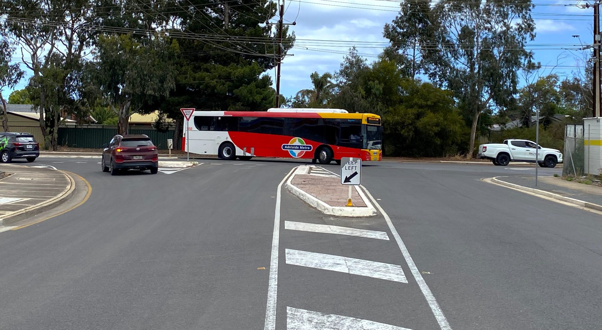 Turning left past the slip lane | sa move The RAA Magazine